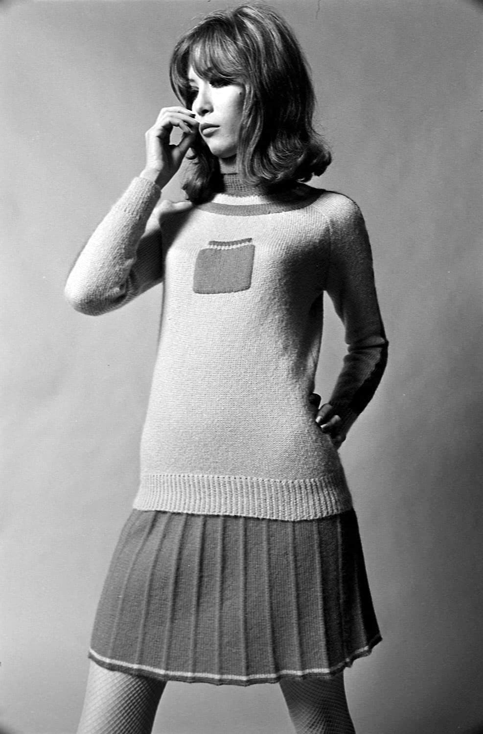 Alfa Castaldi • 37 lavori di Moda